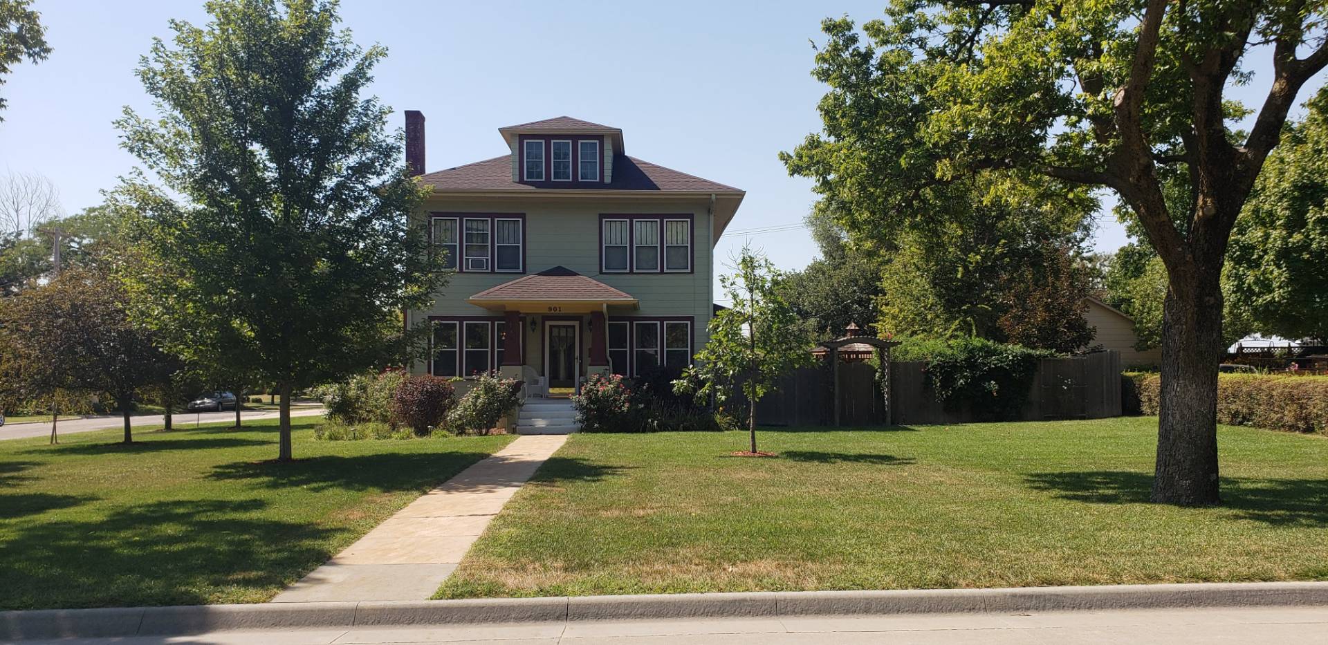 901 N. Mill Street, Beloit, KS 67420 (Sold NYStateMLS Listing #10950036)