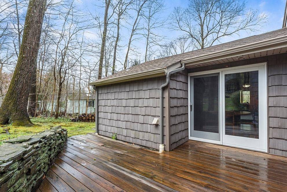 147 Raritan River Rd, Califon, NJ 07830 (Sold NYStateMLS Listing #10961811)