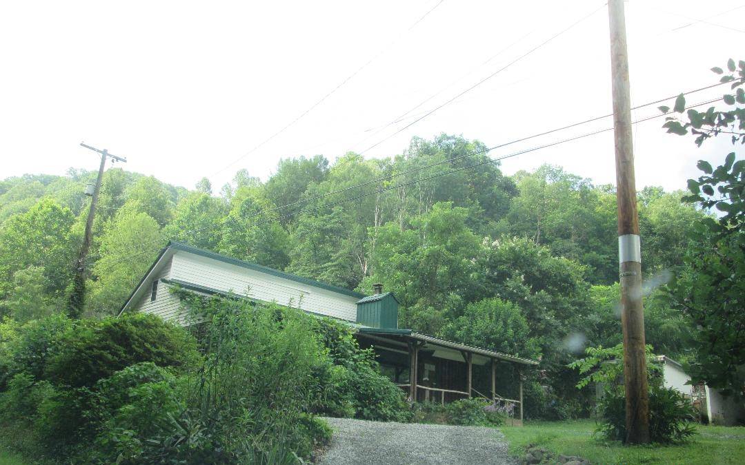 2643 Narrows Branch, Hardy, KY 41531 (Sold NYStateMLS Listing #10962081)