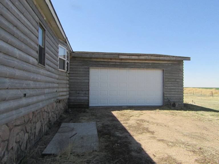 1906 County Road 15, Colby, KS 67701 (Sold MyStateMLS Listing #10981595)