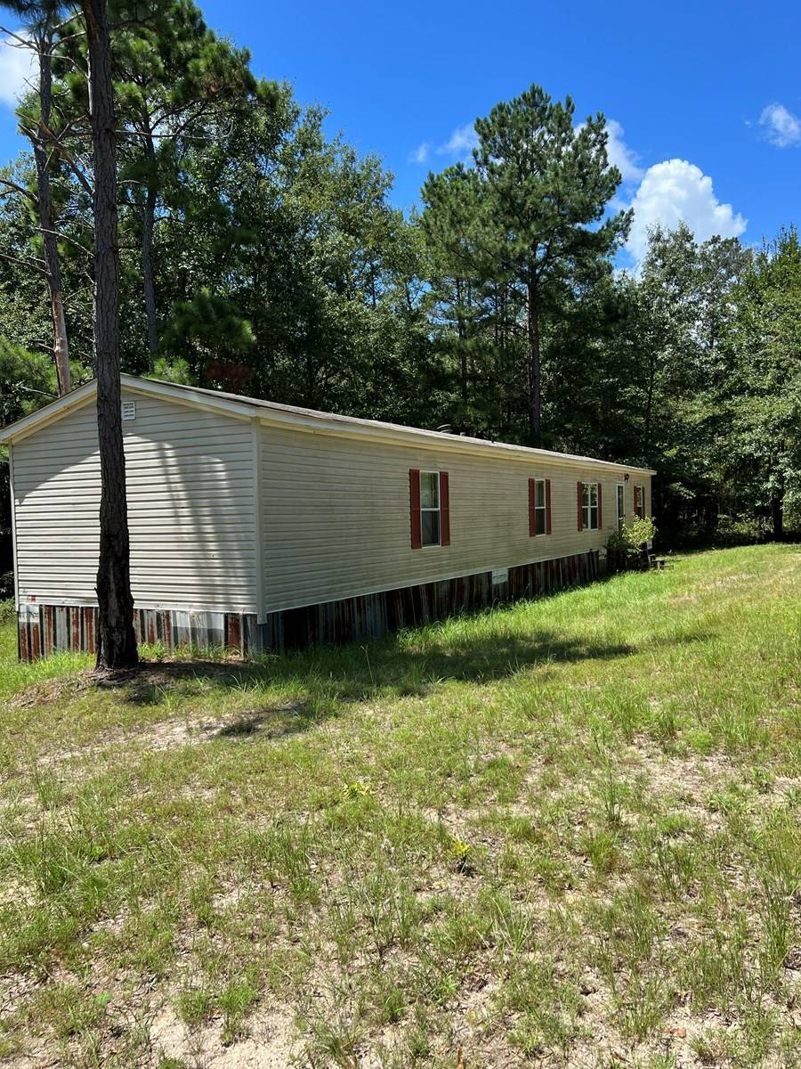 1692 W. Helicon Rd, Grady, AL 36036 (Sold NYStateMLS Listing #11101114)