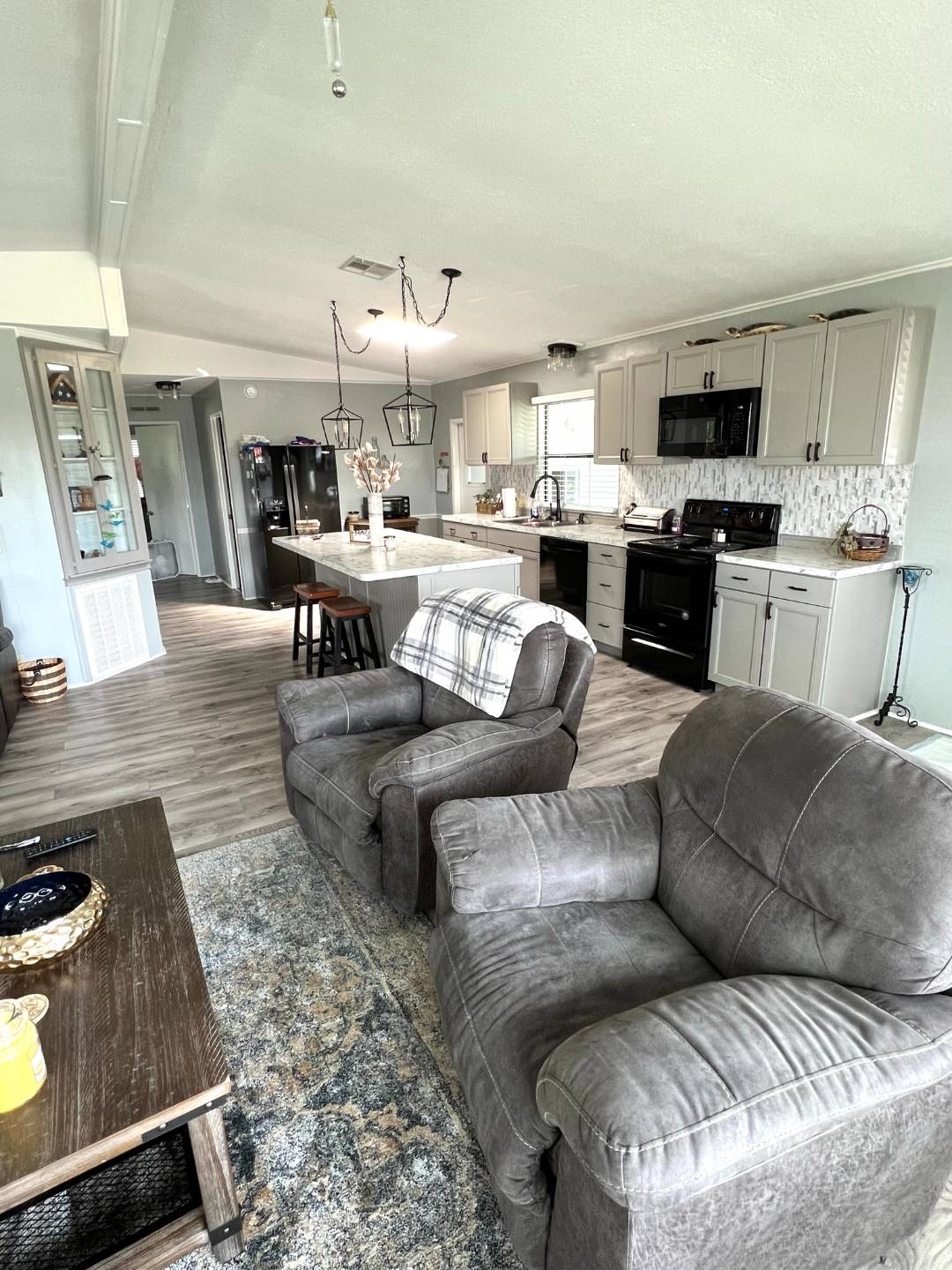 8012 Lakeshore Drive, Ellenton, FL 34222 (Sold NYStateMLS Listing ...